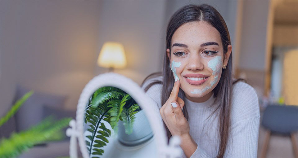 How to meditate your way to beautiful skin) care How to meditate your way to beautiful skin) care